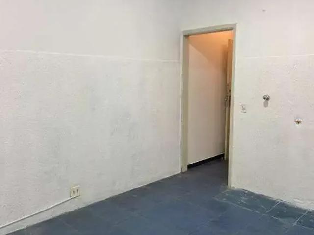 Conj. Comercial / Sala para Locação em Itu/SP Centro