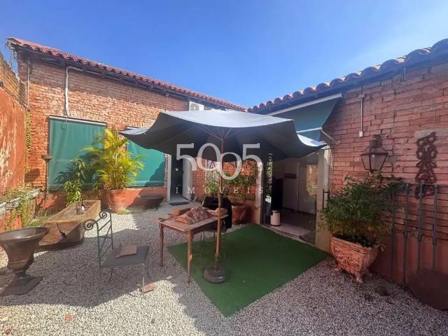 Conj. Comercial / Sala para Locação em Itu/SP Centro