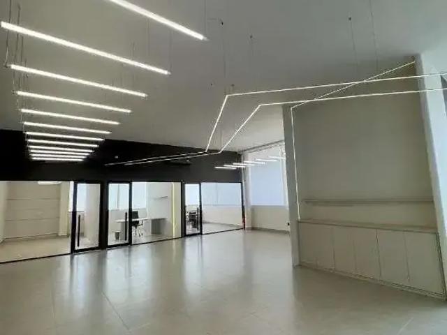 Conj. Comercial / Sala para Locação em Itu/SP Itu Novo Centro