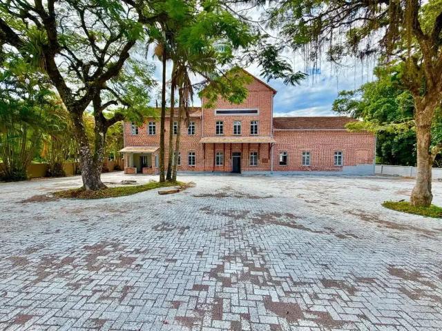 Conj. Comercial / Sala para Locação em Indaial/SC Tapajós 5 Quartos