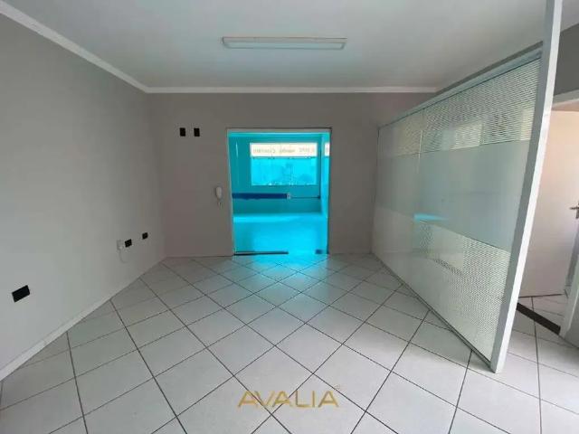 Conj. Comercial / Sala para Locação em Indaiatuba/SP Centro