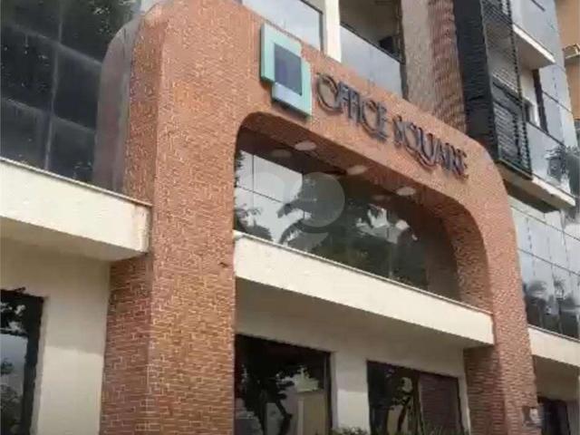 Conj. Comercial / Sala para Locação em Indaiatuba/SP Centro