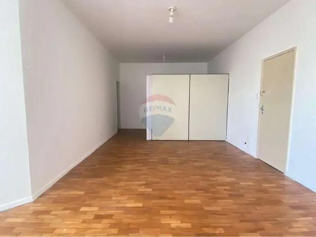 Conj. Comercial / Sala para Locação em Juiz de Fora/MG Centro
