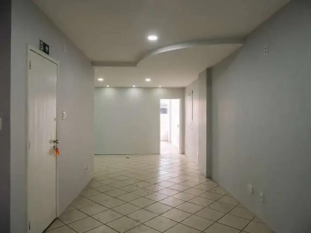 Conj. Comercial / Sala para Locação em Juiz de Fora/MG Centro