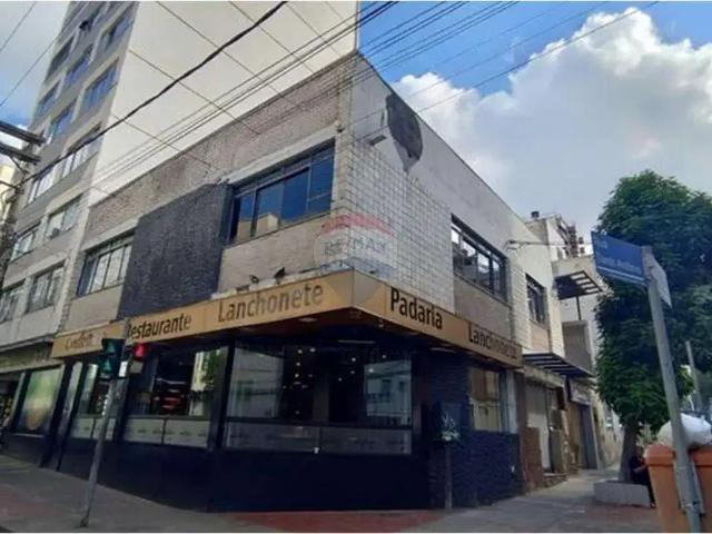 Conj. Comercial / Sala para Locação em Juiz de Fora/MG Centro 6 Quartos