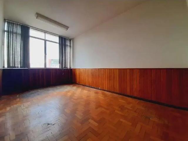 Conj. Comercial / Sala para Locação em Juiz de Fora/MG Centro