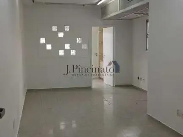 Conj. Comercial / Sala para Locação em Jundiaí/SP Anhangabaú