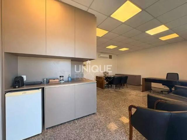 Conj. Comercial / Sala para Locação em Jundiaí/SP Anhangabaú