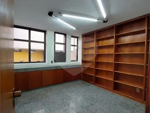 Conj. Comercial / Sala para Locação em Jundiaí/SP Centro