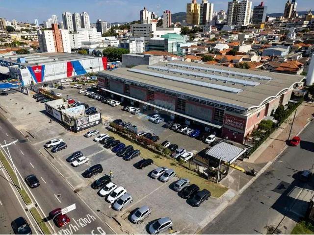Conj. Comercial / Sala para Locação em Jundiaí/SP Centro