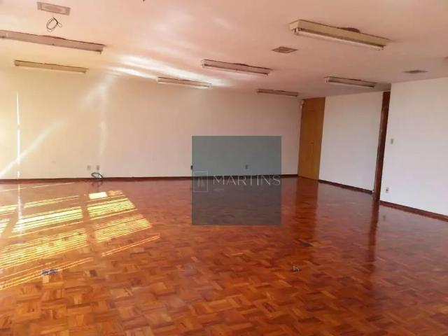 Conj. Comercial / Sala para Locação em Jundiaí/SP Centro