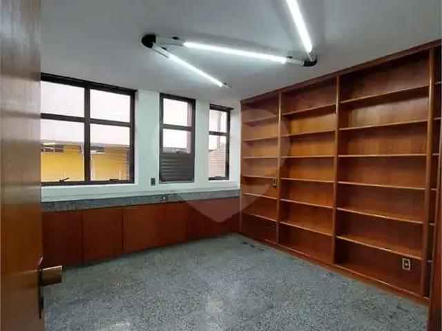 Conj. Comercial / Sala para Locação em Jundiaí/SP Centro