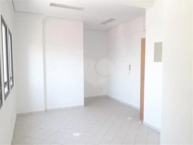 Conj. Comercial / Sala para Locação em Jundiaí/SP Centro