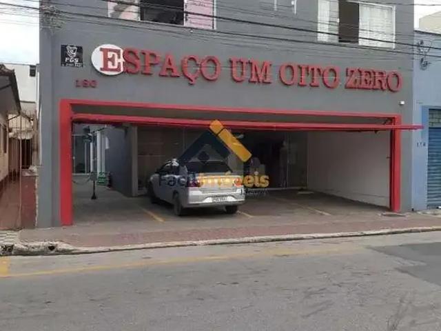 Conj. Comercial / Sala para Locação em Jacareí/SP Centro