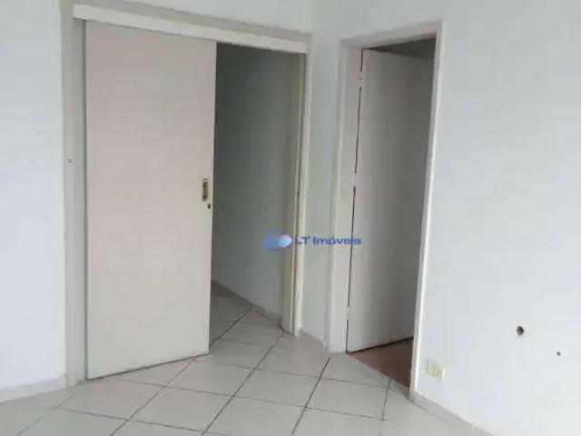 Conj. Comercial / Sala para Locação em Jacareí/SP Centro