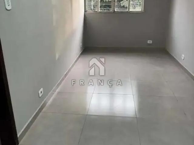 Conj. Comercial / Sala para Locação em Jacareí/SP Centro