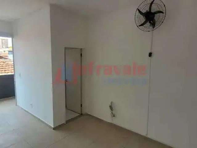 Conj. Comercial / Sala para Locação em Jacareí/SP Centro