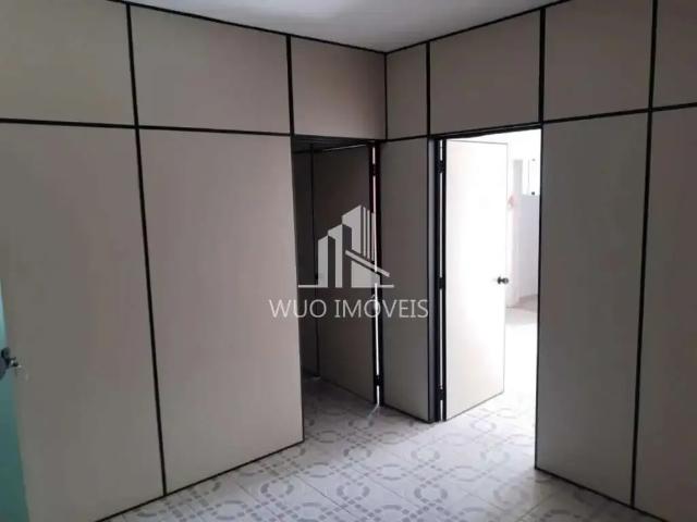 Conj. Comercial / Sala para Locação em Jacareí/SP Centro
