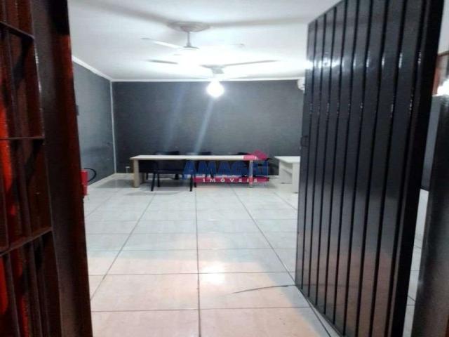 Conj. Comercial / Sala para Locação em Jacareí/SP Centro