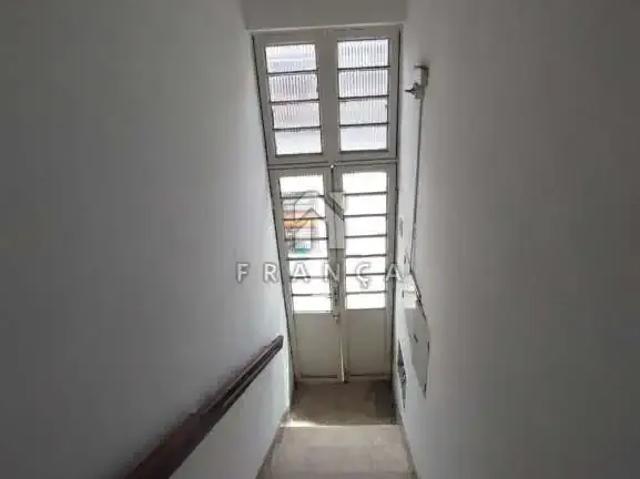 Conj. Comercial / Sala para Locação em Jacareí/SP Centro
