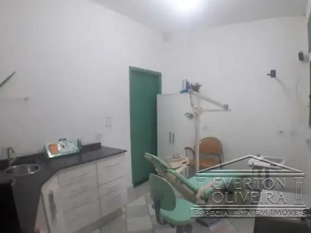 Conj. Comercial / Sala para Locação em Jacareí/SP Centro