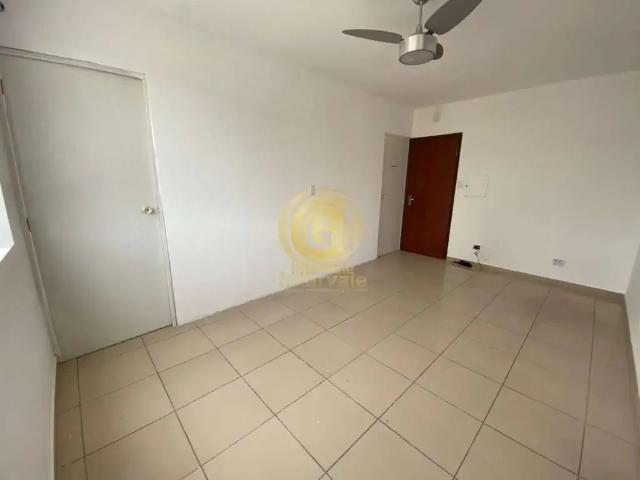 Conj. Comercial / Sala para Locação em Jacareí/SP Centro