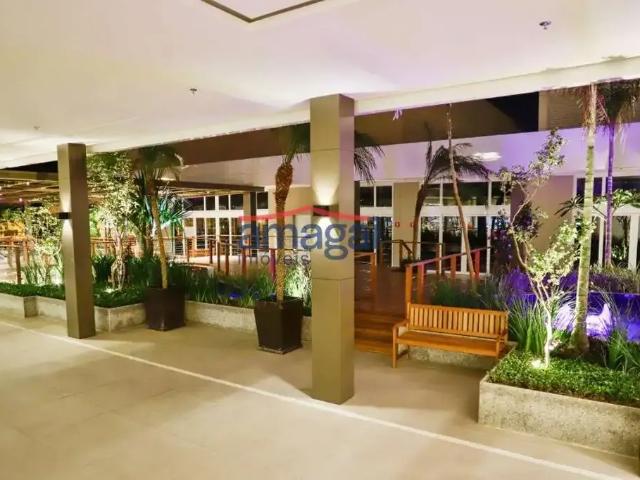 Conj. Comercial / Sala para Locação em Jacareí/SP Centro