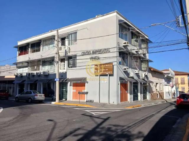 Conj. Comercial / Sala para Locação em Jacareí/SP Centro
