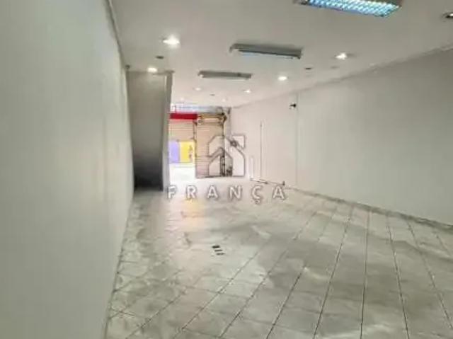Conj. Comercial / Sala para Locação em Jacareí/SP Centro