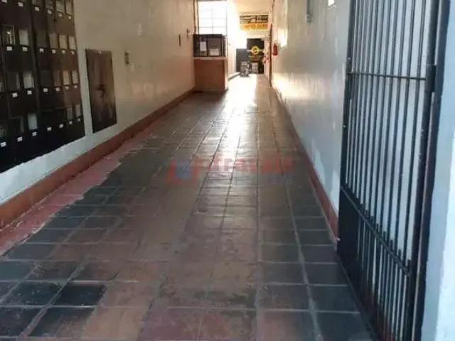 Conj. Comercial / Sala para Locação em Jacareí/SP Centro