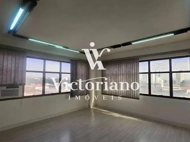 Conj. Comercial / Sala para Locação em Jacareí/SP Centro