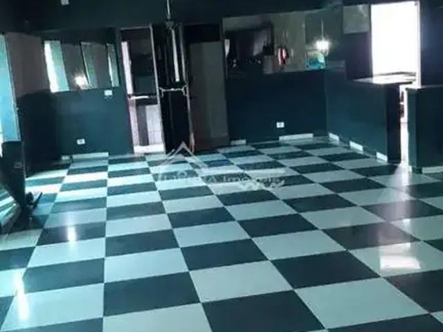 Conj. Comercial / Sala para Locação em Jacareí/SP Centro