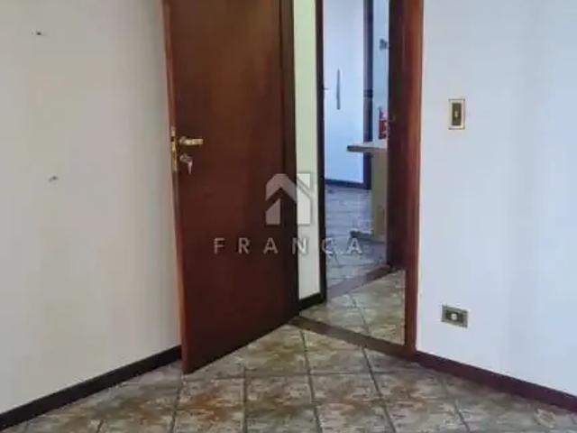 Conj. Comercial / Sala para Locação em Jacareí/SP Centro