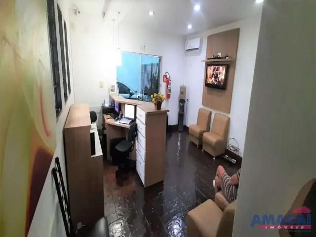 Conj. Comercial / Sala para Locação em Jacareí/SP Centro