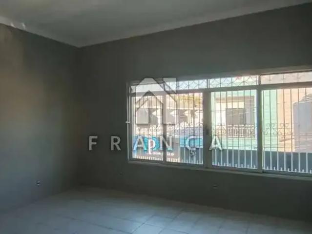 Conj. Comercial / Sala para Locação em Jacareí/SP Centro