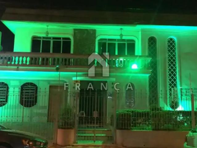 Conj. Comercial / Sala para Locação em Jacareí/SP Centro