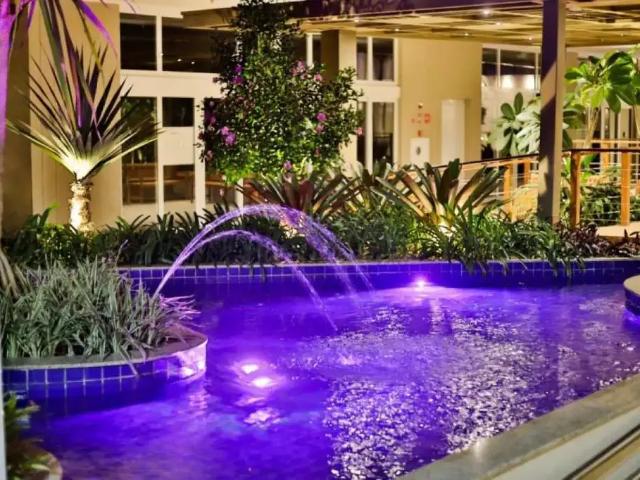 Conj. Comercial / Sala para Locação em Jacareí/SP Centro