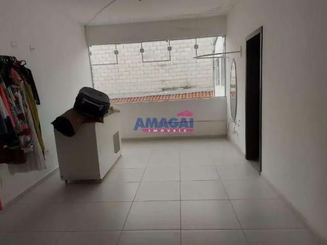 Conj. Comercial / Sala para Locação em Jacareí/SP Centro