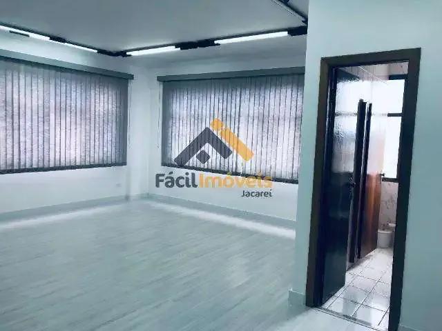 Conj. Comercial / Sala para Locação em Jacareí/SP Centro