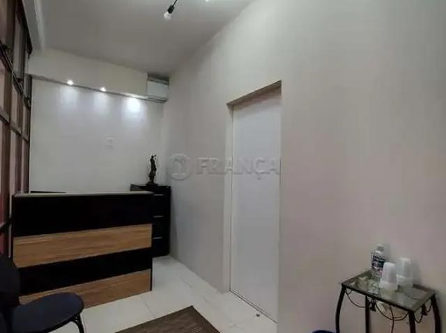 Conj. Comercial / Sala para Locação em Jacareí/SP Centro