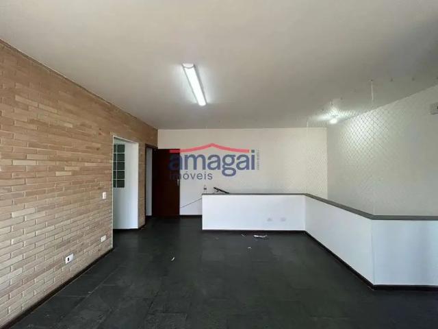 Conj. Comercial / Sala para Locação em Jacareí/SP Centro