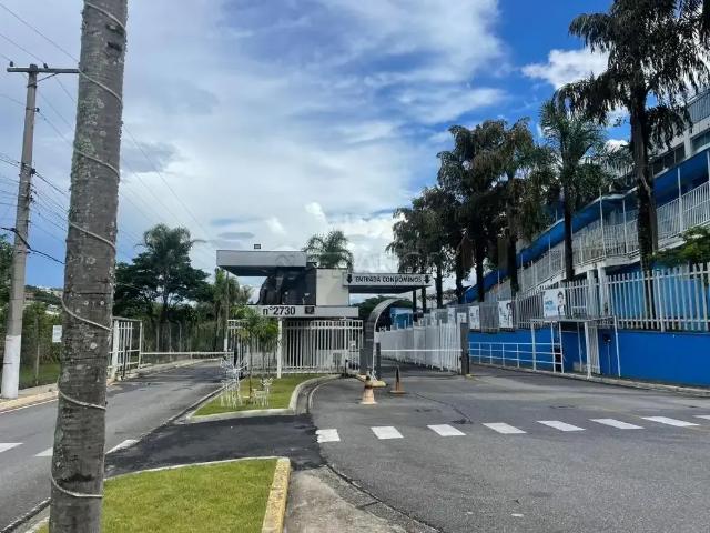 Conj. Comercial / Sala para Locação em Jacareí/SP Jardim Califórnia