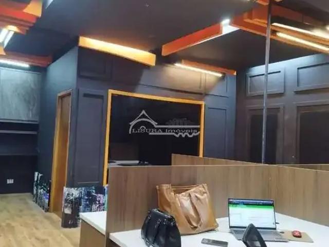 Conj. Comercial / Sala para Locação em Jacareí/SP Jardim América