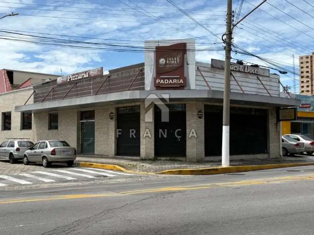 Conj. Comercial / Sala para Locação em Jacareí/SP Jardim Santa Maria