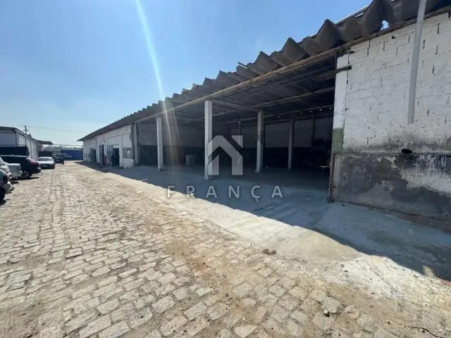 Conj. Comercial / Sala para Locação em Jacareí/SP Jardim Santa Maria