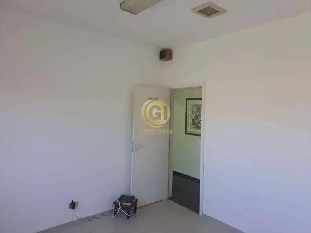 Conj. Comercial / Sala para Locação em Jacareí/SP Jardim Santa Maria