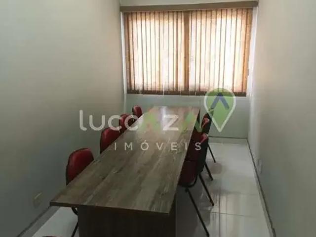 Conj. Comercial / Sala para Locação em Jacareí/SP Jardim Santa Maria