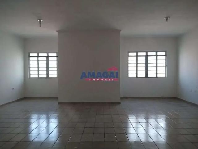 Conj. Comercial / Sala para Locação em Jacareí/SP Jardim Paraíba