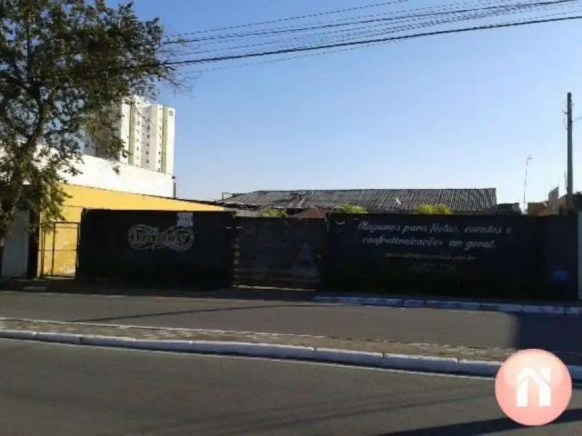 Conj. Comercial / Sala para Locação em Jacareí/SP Jardim Pereira do Amparo