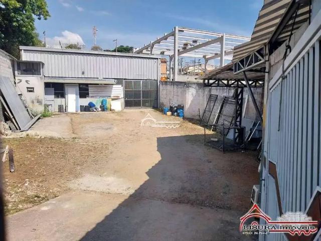 Conj. Comercial / Sala para Locação em Jacareí/SP Parque Itamarati